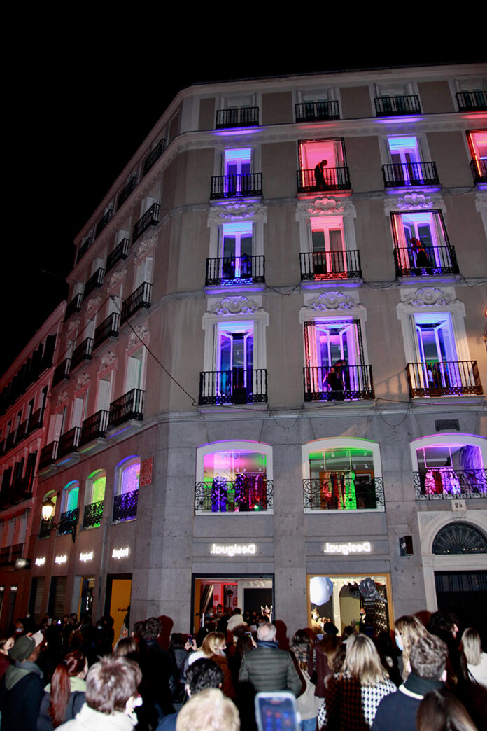 Así es la nueva flagship store de Desigual en Madrid - Noticias y ...
