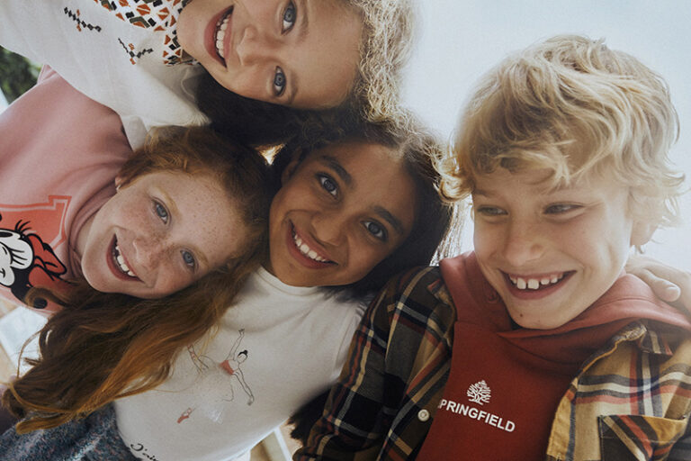 Tendam lanza su nueva línea de moda infantil con Springfield Kids ...