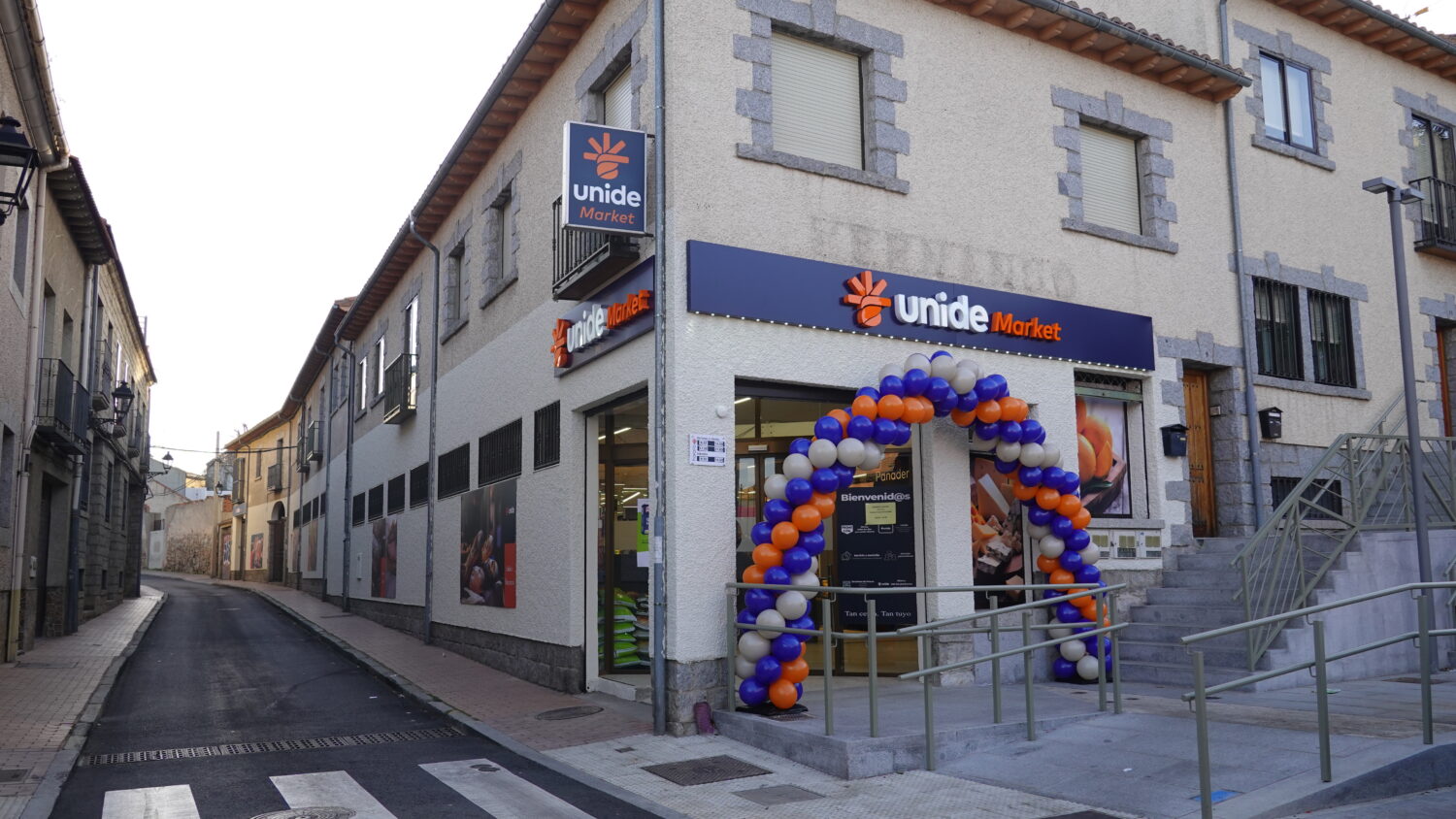 Unide reinaugura su tienda de Ávila - Noticias y Actualidad Retail