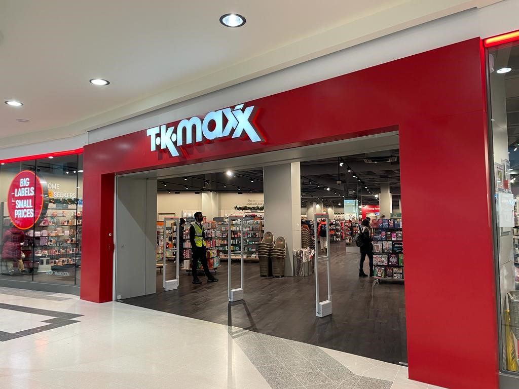 TK Maxx anuncia que abrirá más de 100 tiendas en España - Noticias y ...