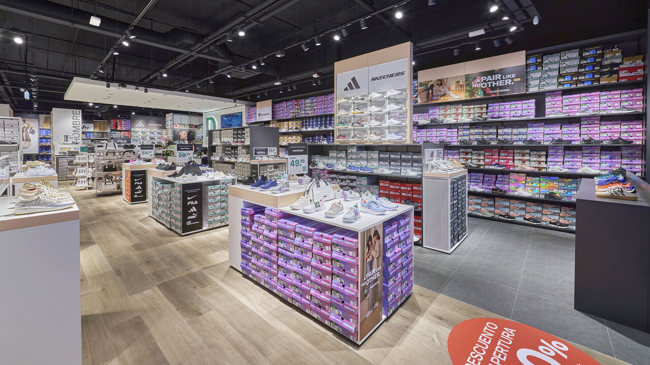 Deichmann impulsa su expansión en España con una nueva apertura en ...