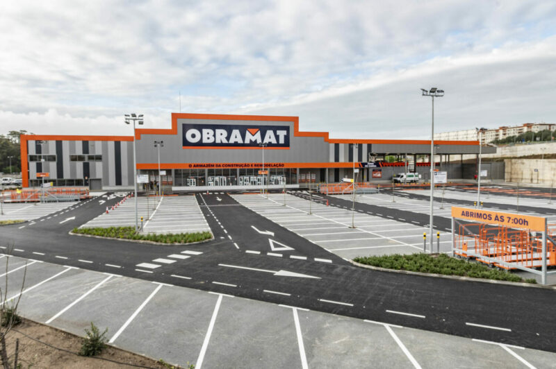 Obramat desembarca en Portugal con su primer almacén - Noticias y Actualidad Retail