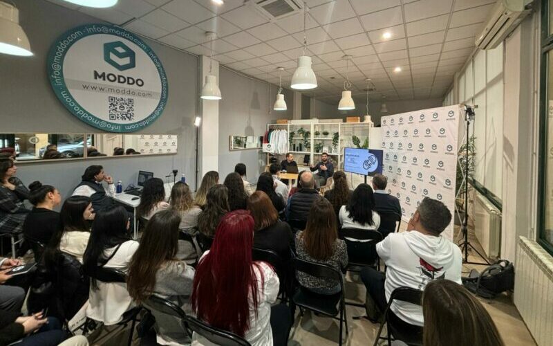 Moddo presenta Atlas con un evento híbrido en Madrid - Noticias y Actualidad Retail