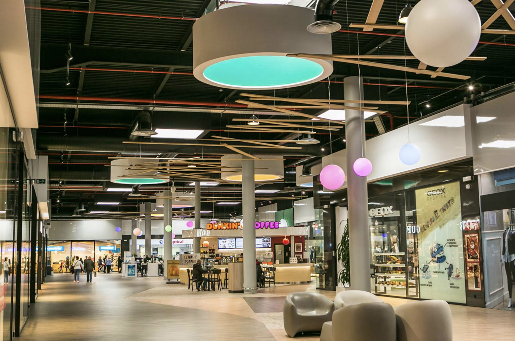 VIA Outlets adquiere The Outlet Stores Alicante - Noticias y Actualidad ...